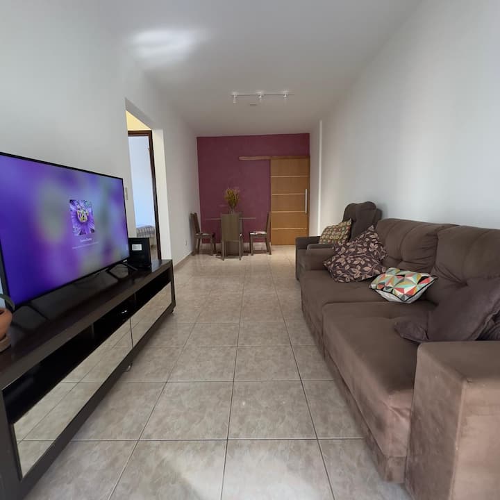 Belo Apto Praia Enseada 2dorm Ar Cond Com Garagem - Guarujá