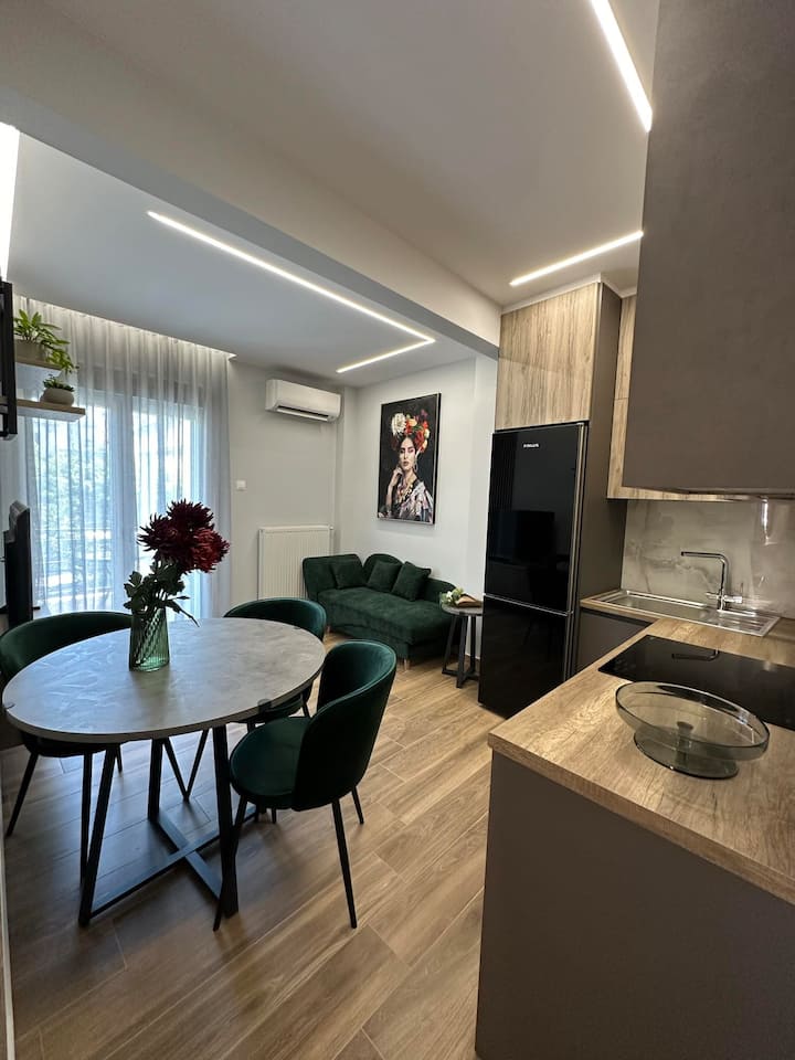 Xenia Luxury Apartment - Катерини