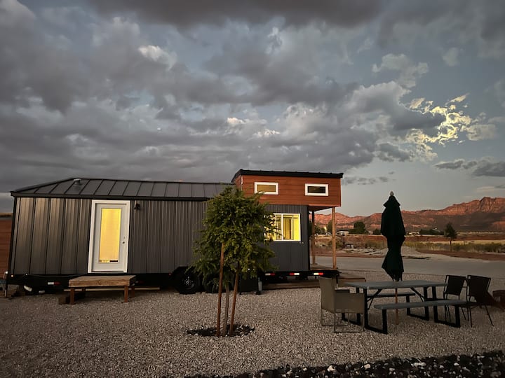 Ohv Friendly-close To Sand Hollow/coral Pink Dunes - Zion National Park