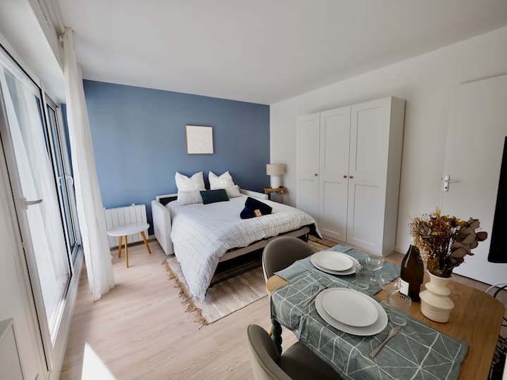 Lovely Studio Hyper Centre Avec Parking Et Balcon - ibis Vannes