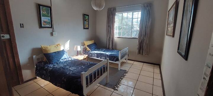 Family Room With En-suite Bathroom - Thabazimbi