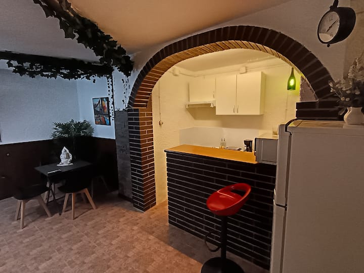Loft-suite Independiente En Vendrell Con Piscina. - Calafell
