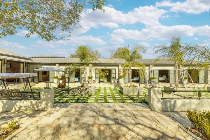 Hub Of Extreme Experience - Midrand