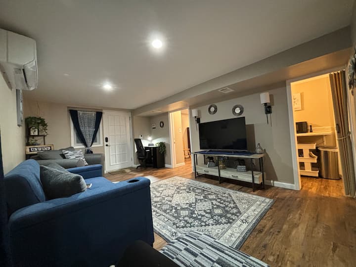 Jazzyz Shorez N Snorez
Nestled In The Hamptons - Quogue, NY