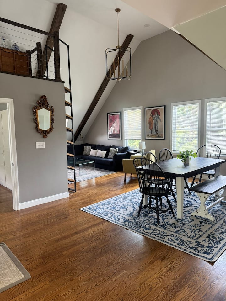 Stylish, 2br Loft Near Downtown Boston - Boston, MA