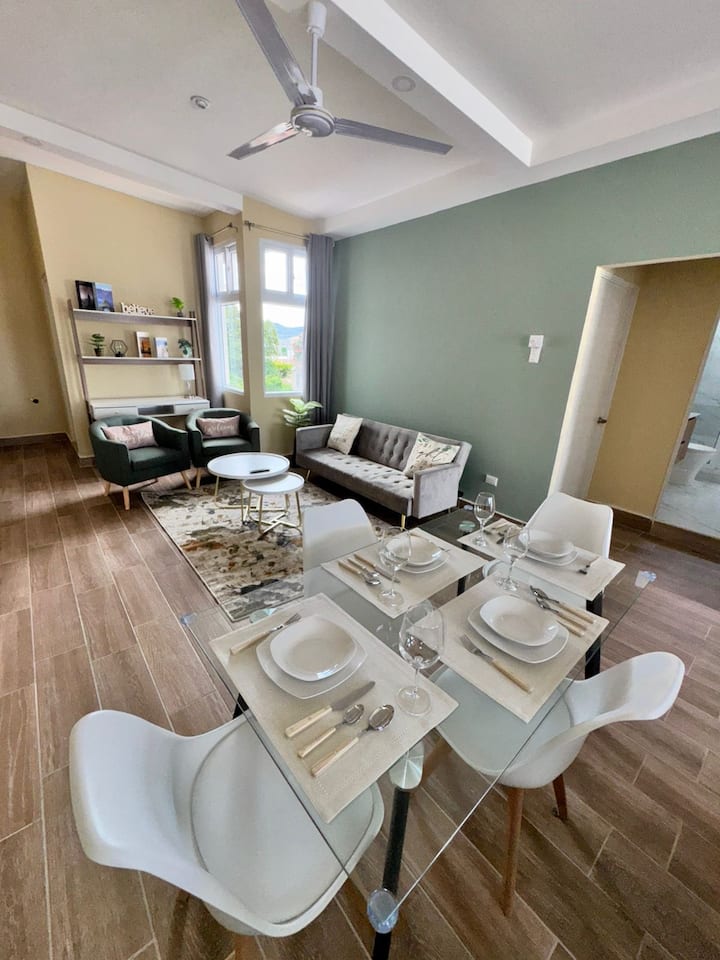 Pristine 2 Bedroom Apartment With A View - Guatemala