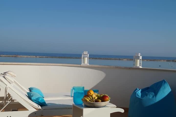 Panoramic Ocean View, Top Apt With 50m2 Terrace - Fuseta