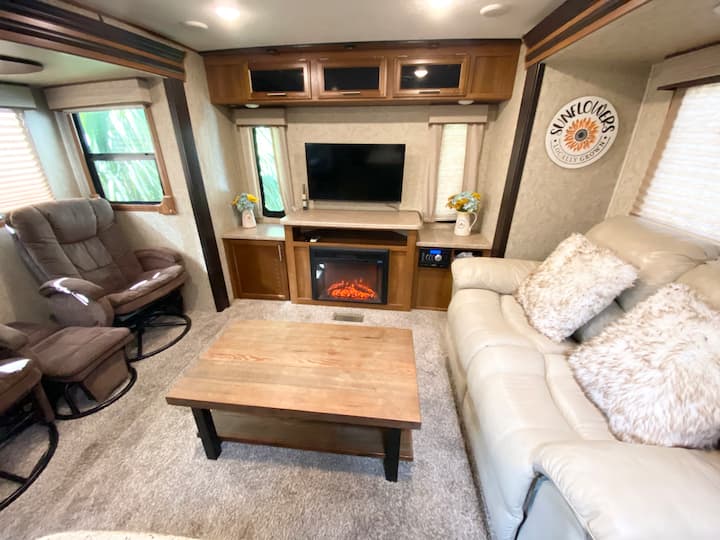 Cozy Rv By The Beach, Mayo, Unf - Jacksonville, FL