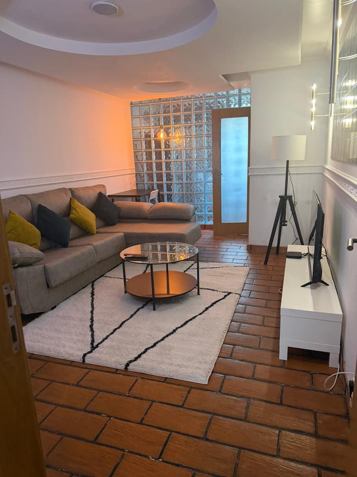 Lisbon- T3 In Baixa Da Banheira/ Moita - Alcochete