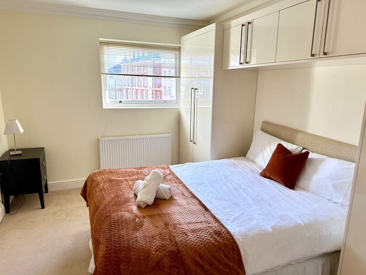 Russell Square Beautiful Quality Entire Apartment - Bloomsbury