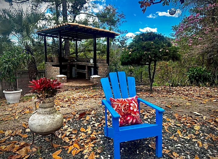 Casa Cielo · Escapada Con Fogata Privada - Honduras