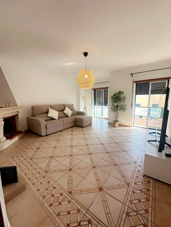 Elegant Getaway Ii - 2 Room Apt - Alcochete