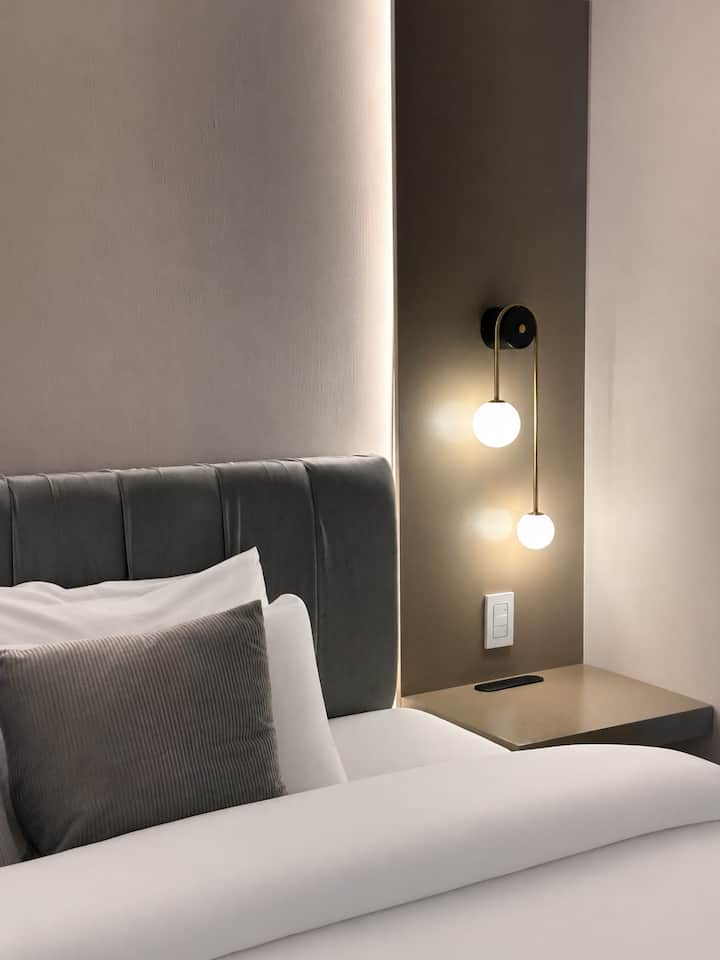 Piso 14, Cama King, Estacionamiento, Smart Alexa - Zapopan