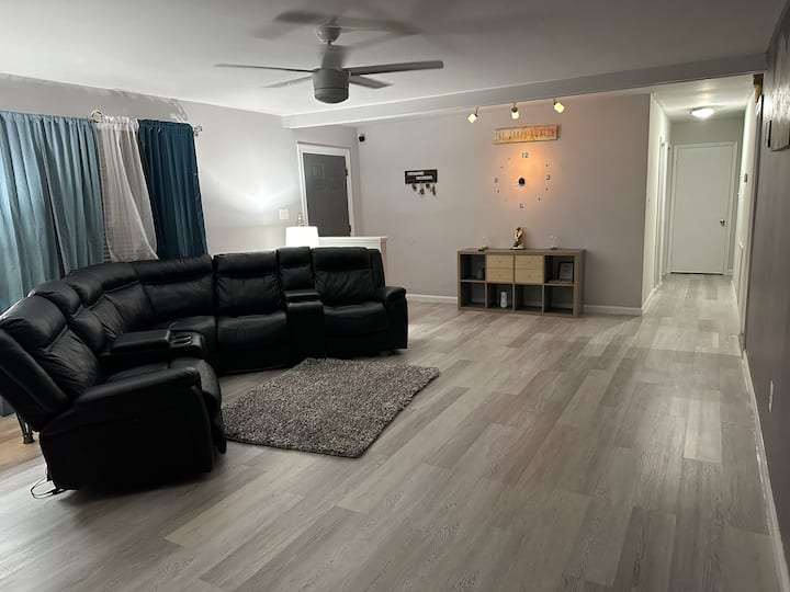 Cozy Family Home And Peaceful Retreat. - Highland, MD