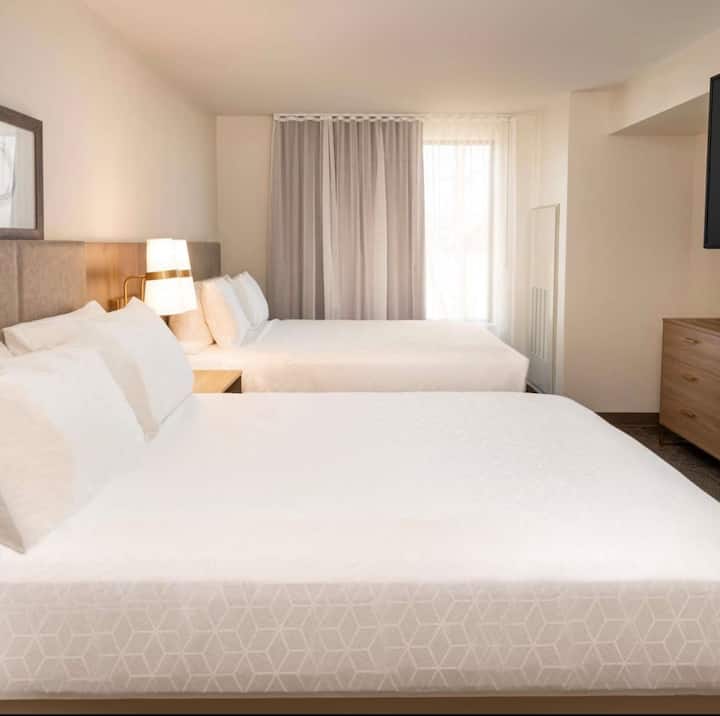 One-bedroom Suite Sofa Bed W/ Parking & Breakfast - Temecula