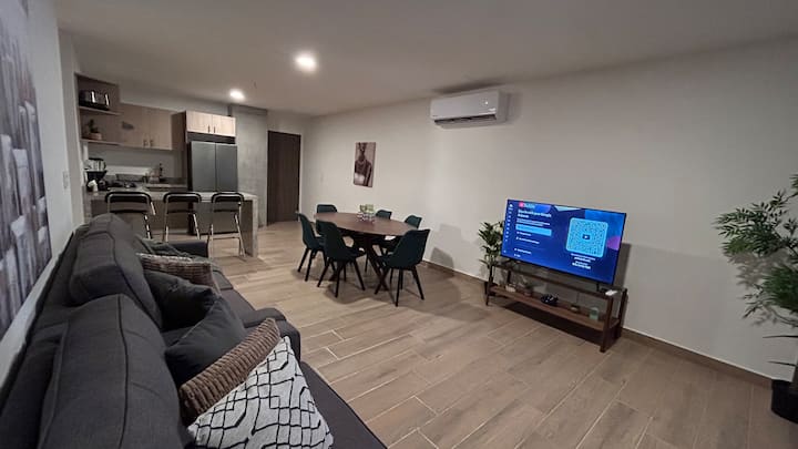 Chic 3br Prime Spot | 12 Guests - Monterrey