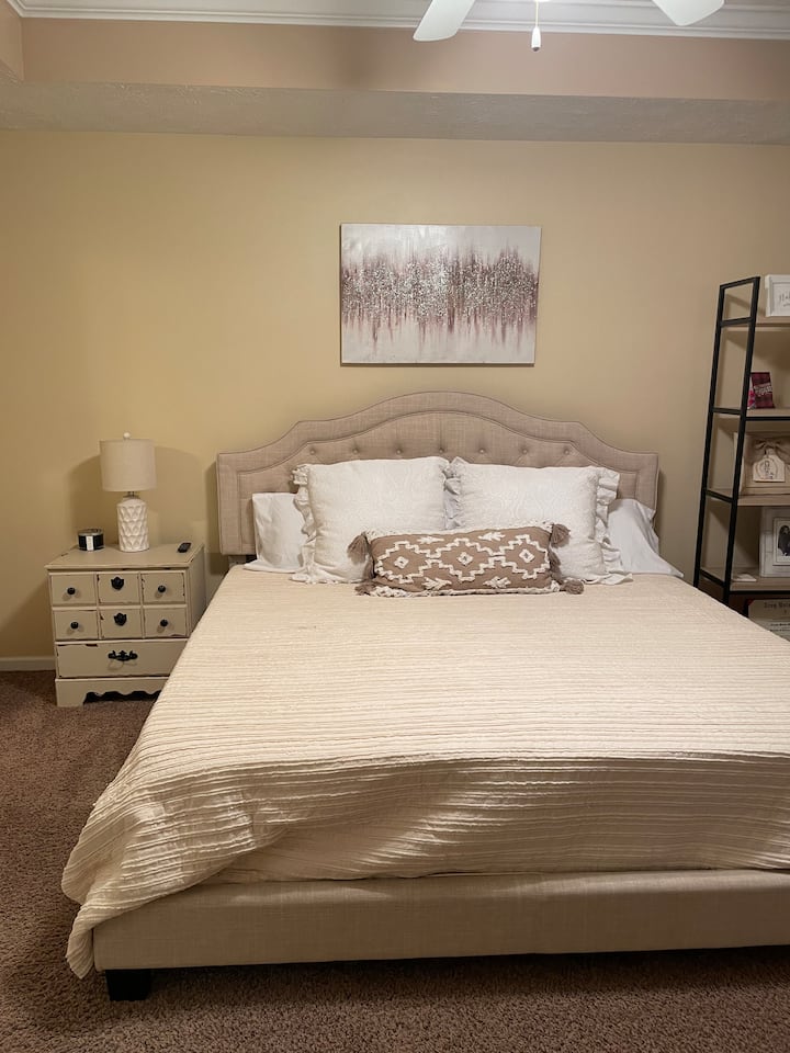 Cozy, Quiet, Home Away From Home - Millbrook, AL