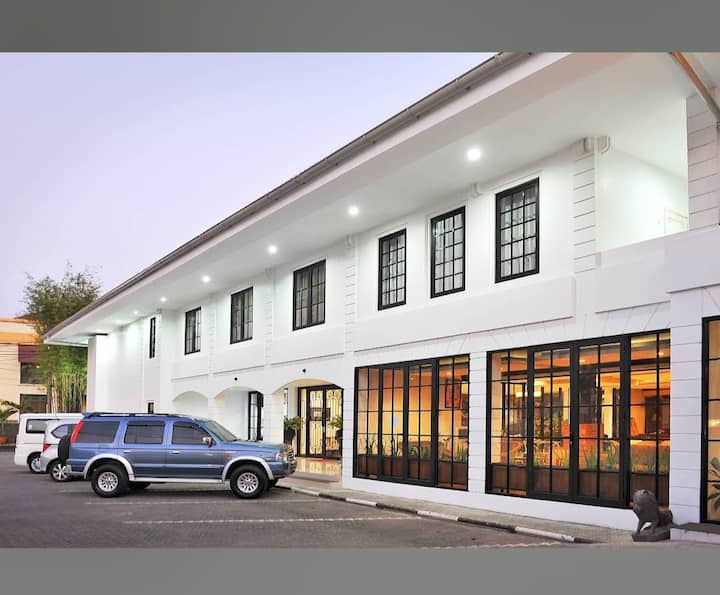 Cirebon Plaza Hotel - Cirebon