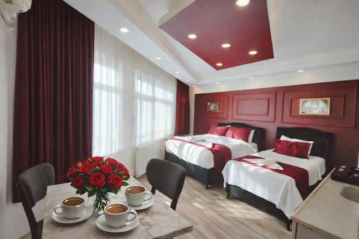 Large Chic Studio Apartment (Jacuzzi) - Fatih