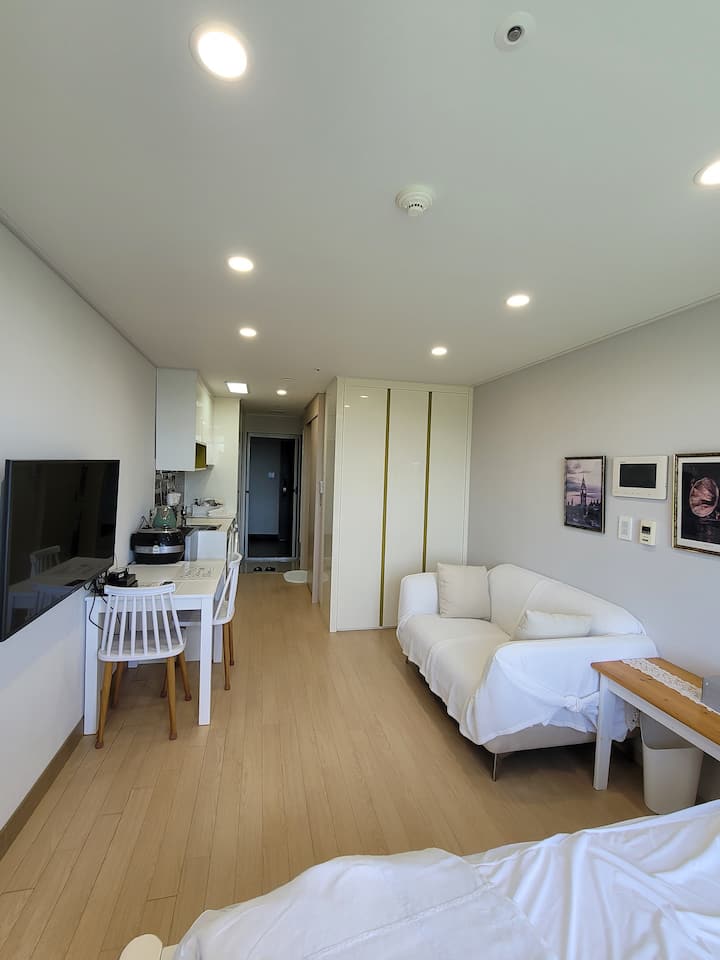 10호.수목뷰.바다뷰,관리비,청소비없음 - 중문동