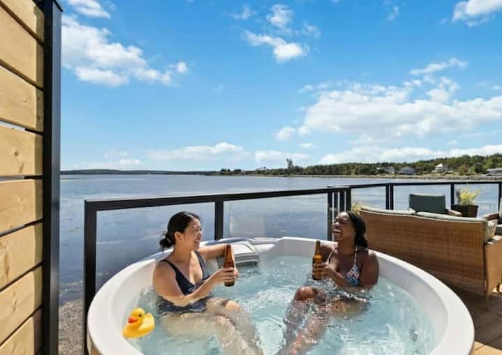 Ocean Front #4 Hot Tub 2bdrm Huge Deck Bbq 2bath - Lunenburg