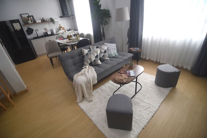 New Modern Space In Sathorn 2 Brds Bts Saint Louis - Bangkok