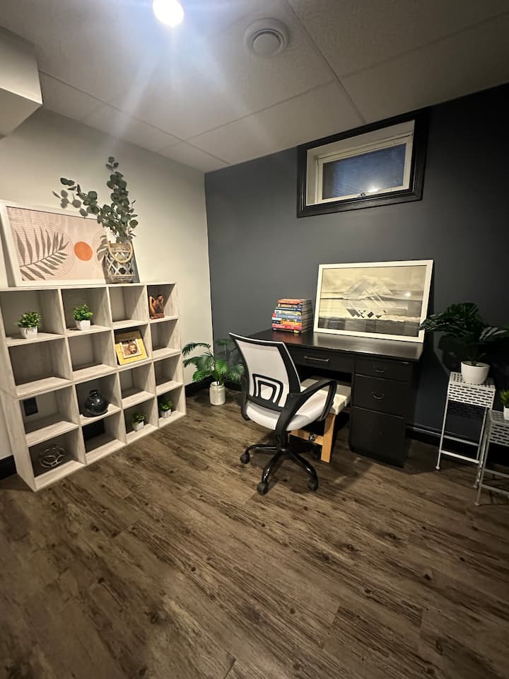 Cozy One Bedroom Basement Suite - Regina