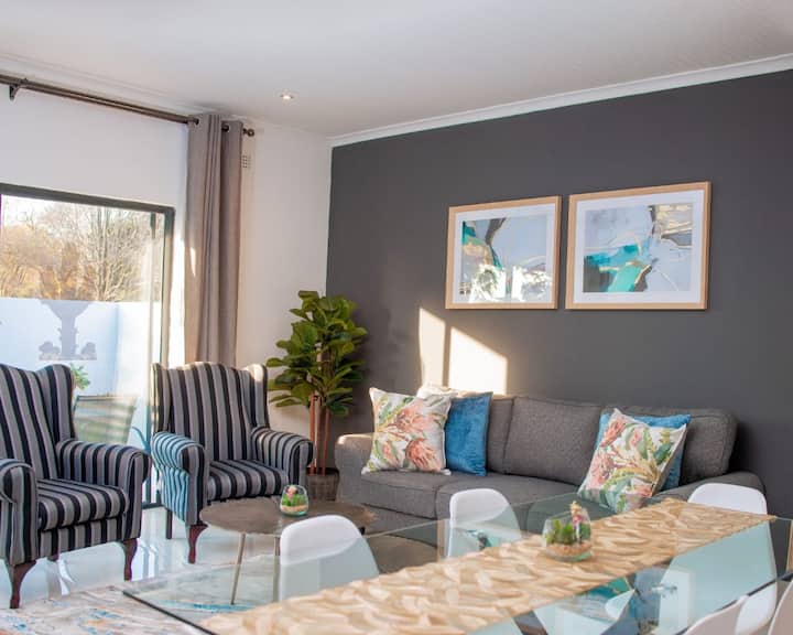 Harare Drive Gardens Apartment 1 - Harare