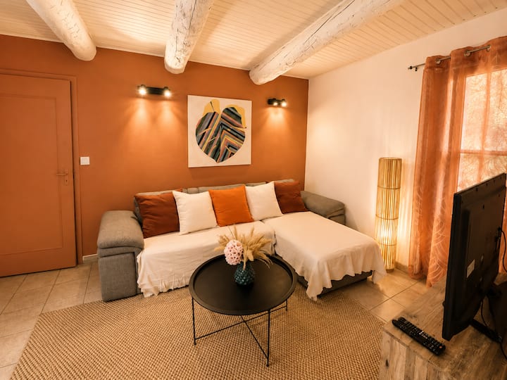 L'escale Des Bourgades · 40 M² · Avignon 15 Min - Le Thor