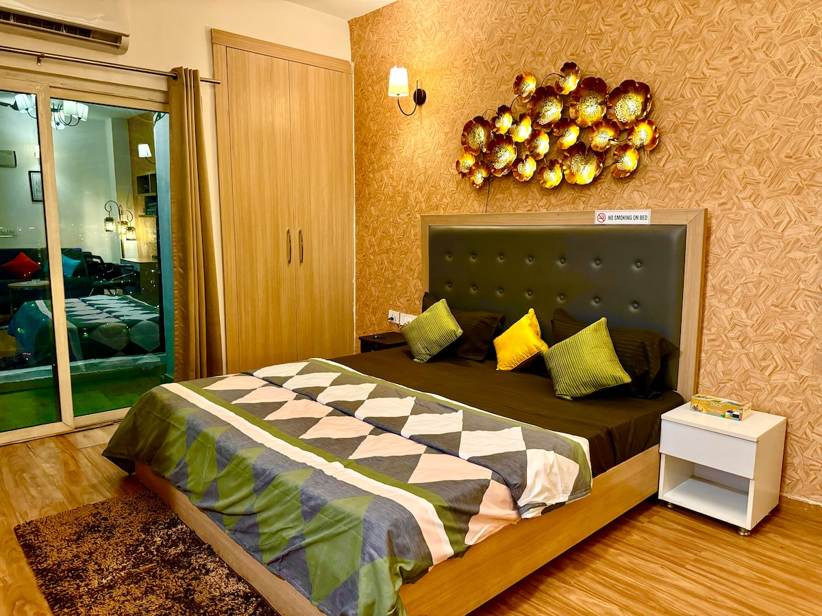 Delhi Vacation Rentals & Homes - Delhi, India | Airbnb