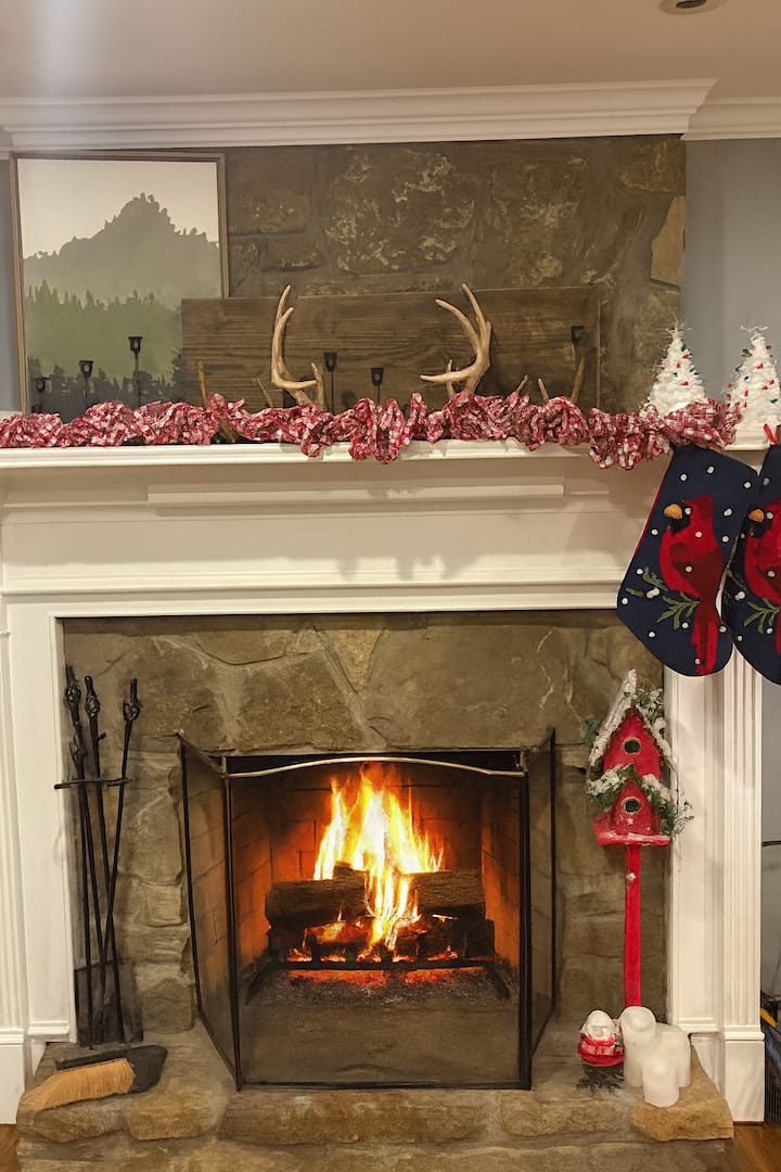 Lulorae’s Scenic Hideaway Near Rock City - Lookout Mountain, GA