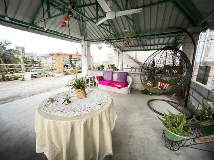 Ma -Hi - Ka | \ Homestay - 구와하티