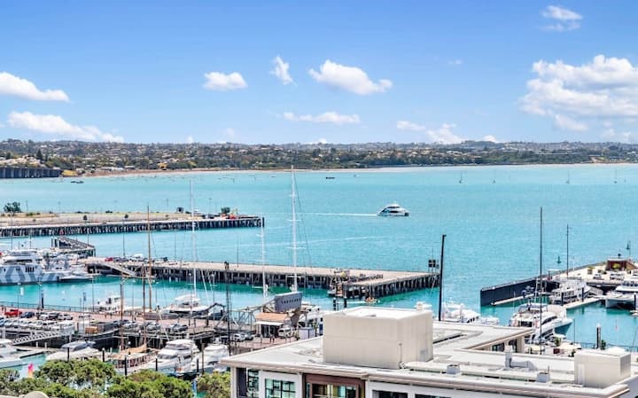 Ak Rated Top View In Cbd-free Carpark - Auckland