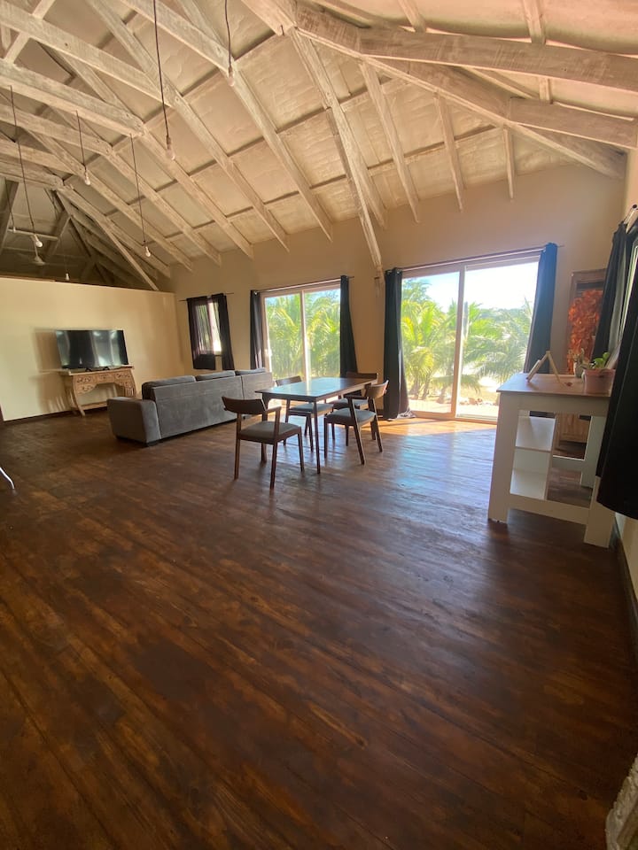 Pipa Beach | Frente Al Mar Con Acceso A La Playa - Panama