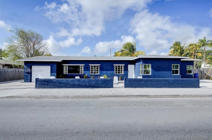 Oasis Amidst Everything! - Fort Lauderdale, FL