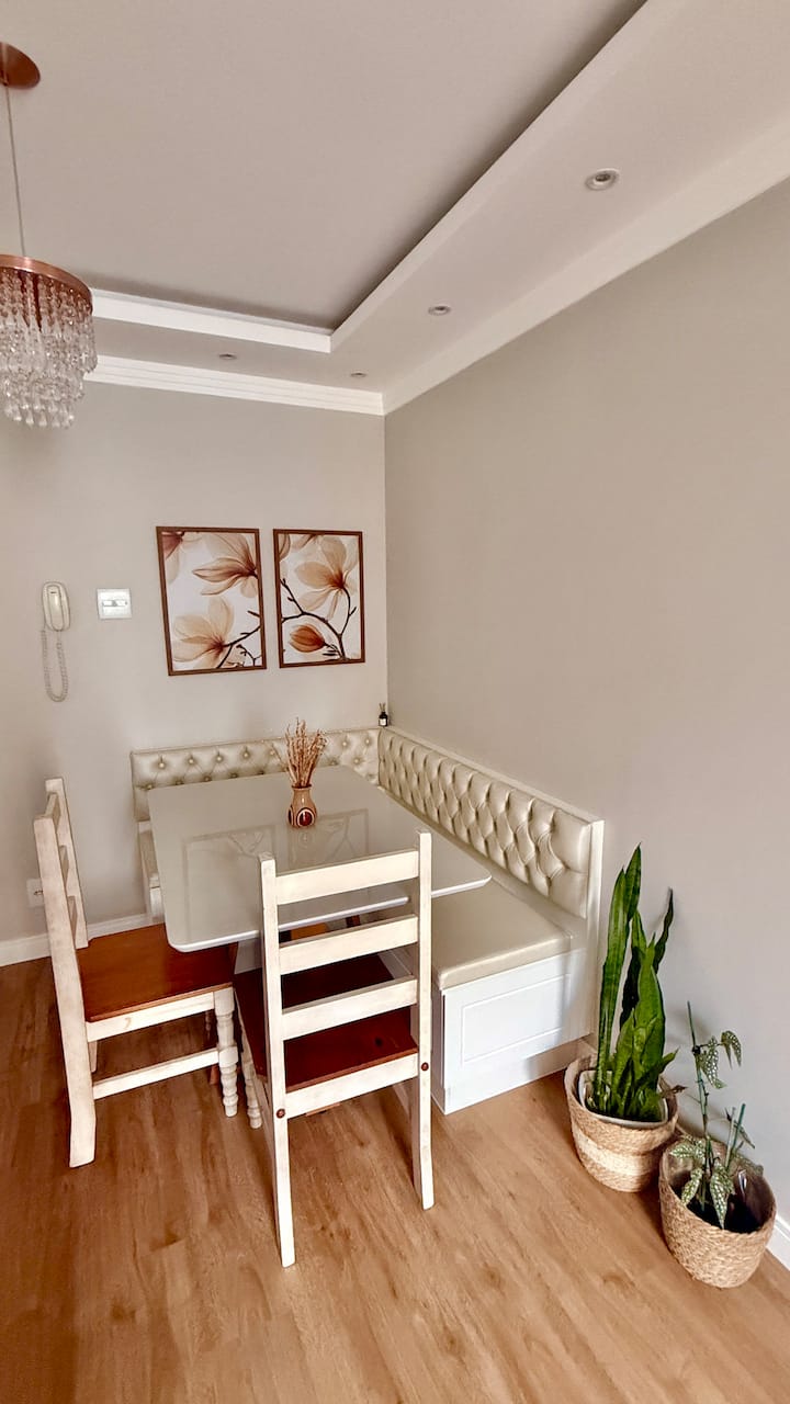 Apartamento Lindo E Aconchegante Em Canasvieiras - Florianópolis