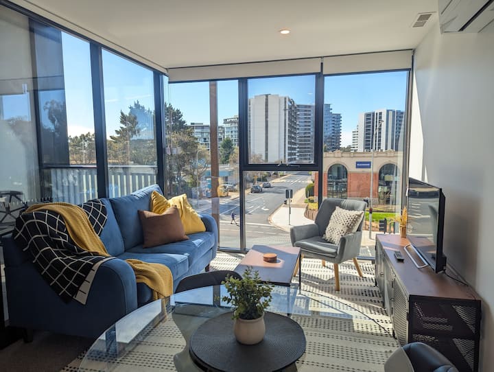 Urban Nights @Woden 2beds - Canberra
