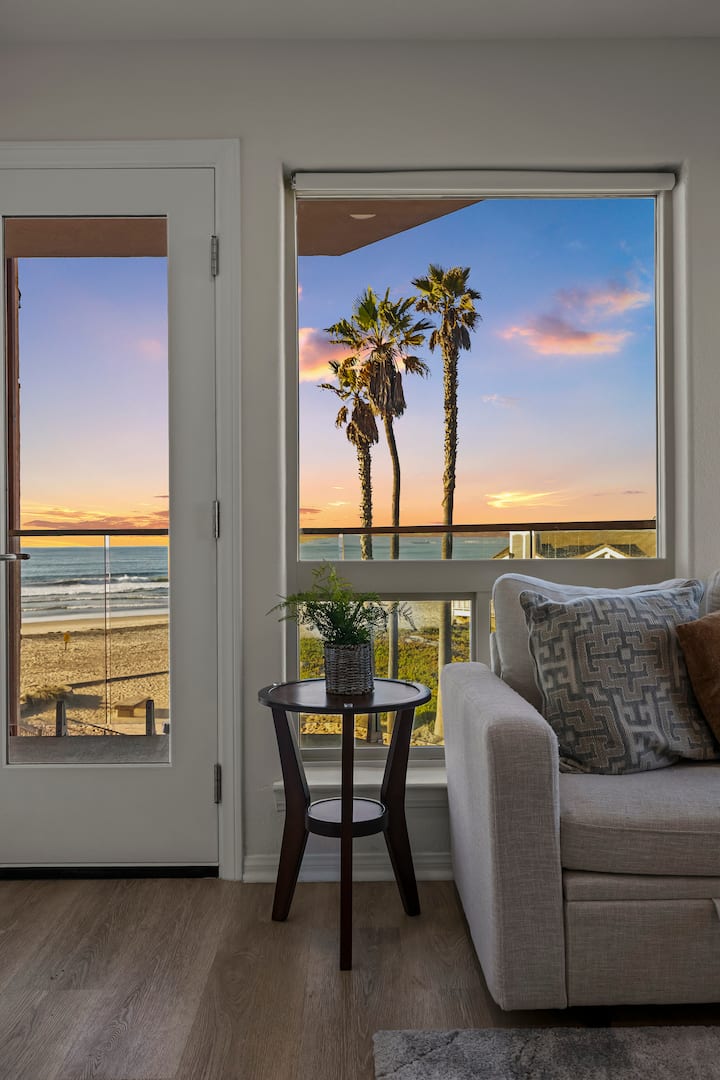 Cozy 3 Bed Steps From Sand - Coronado, CA