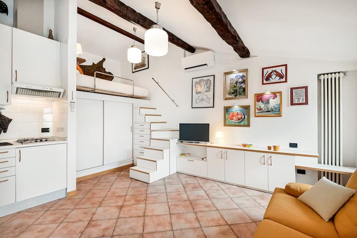 [Lacasadiugo] In The Heart Of Lerici+a/c - Lerici