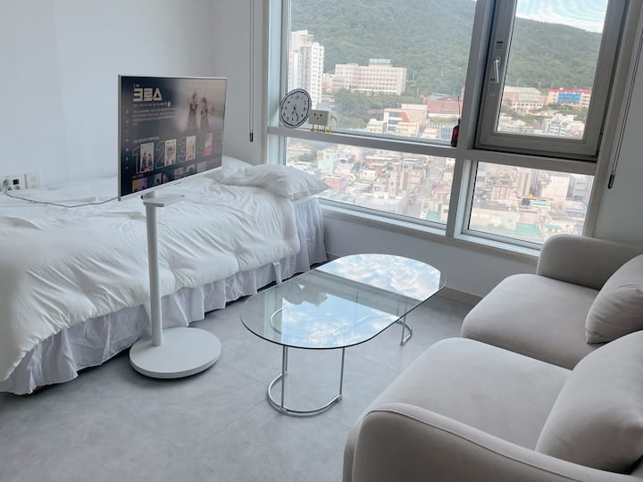 {No.3 Eun House}#부산대역2분거리 #넷플릭스 #고층뷰 - Pusan