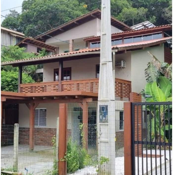 Casa Na Praia Da Ferrugem - Garopaba Sc - Garopaba