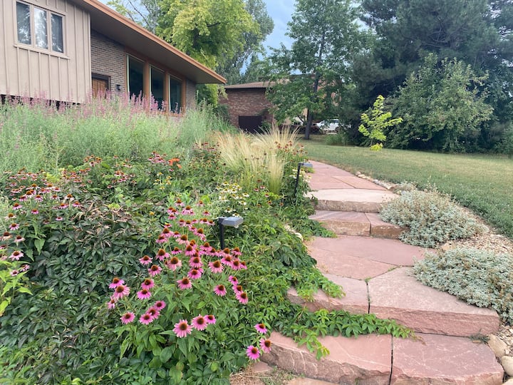 Mid-century Oasis On 2/3 Acre - Boulder, CO