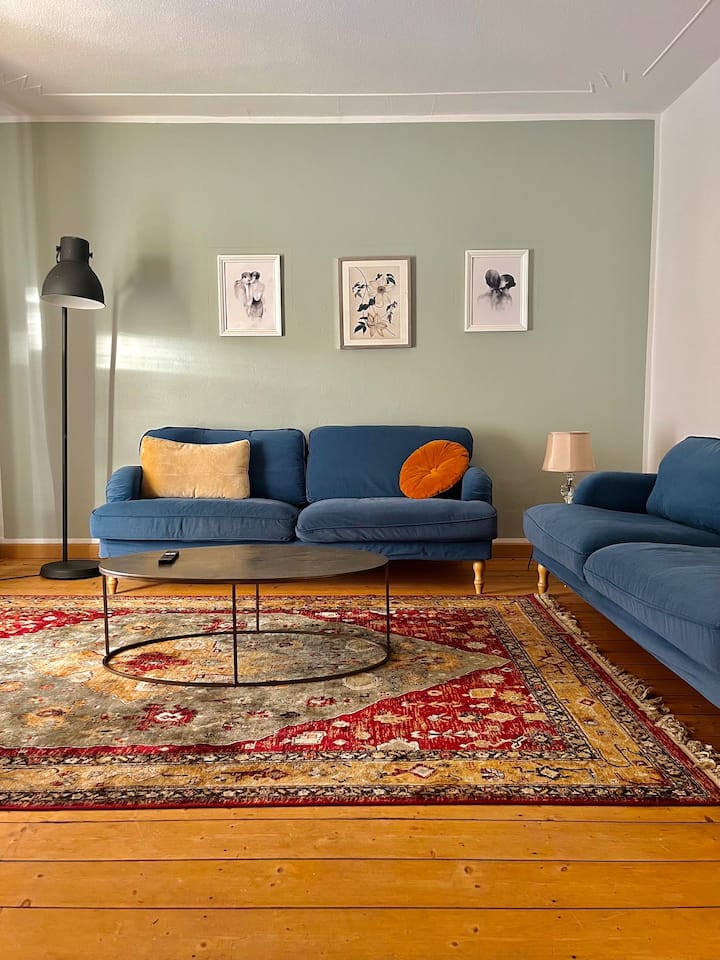 Zentrumsnahe Altbauwohnung Mit 3 Schlafzimmern - Siegen