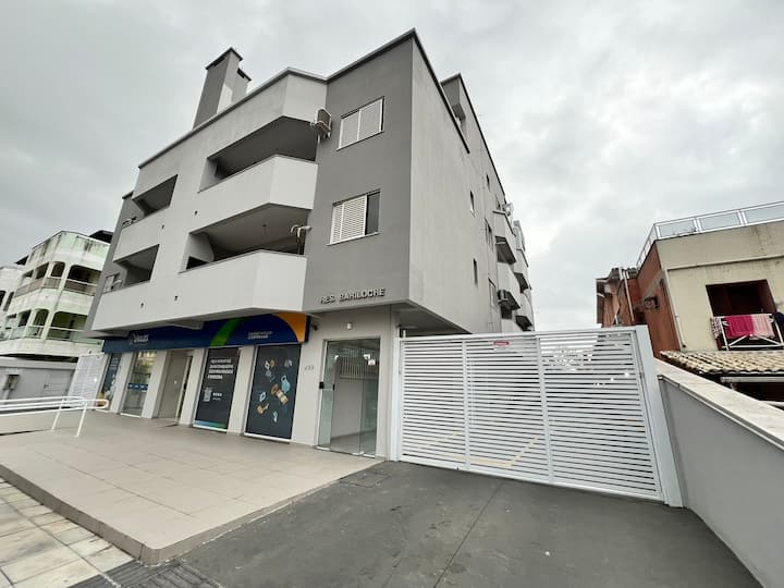 Apto Grande E Aconchegante. - Florianópolis