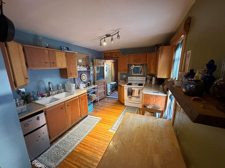 Simple Lodge - 1 Br Apartment - Salida, CO