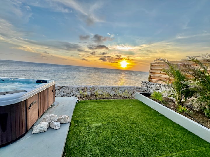 Casita Sol With Cave, Pool And Jacuzzi - Curaçao