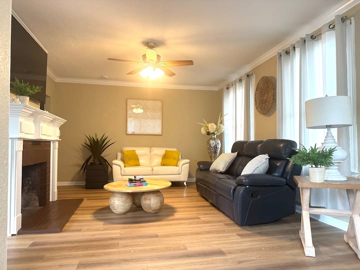 2b1ba |Central - Airport, Riverside, Zoo, Beach - Jacksonville, FL