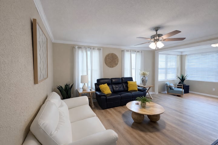 2b1ba |Central - Airport, Riverside, Zoo, Beach - Jacksonville