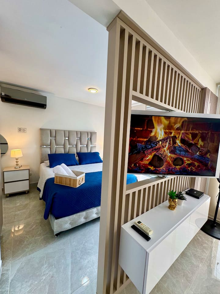 Suite Moderna | Views + Piscina & Gym - Cali