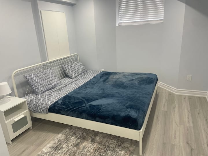 Bright And Modern 1- Bedroom - Bradford